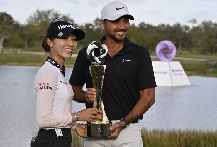 Top Ten Most Beautiful Female Golfers - Essential Golf