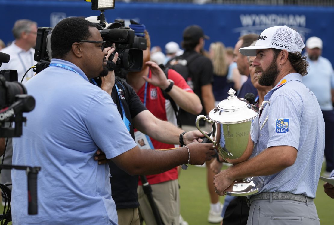 Wearable Tech in Golf: Best Smart Gadgets to Improve Your Game ...